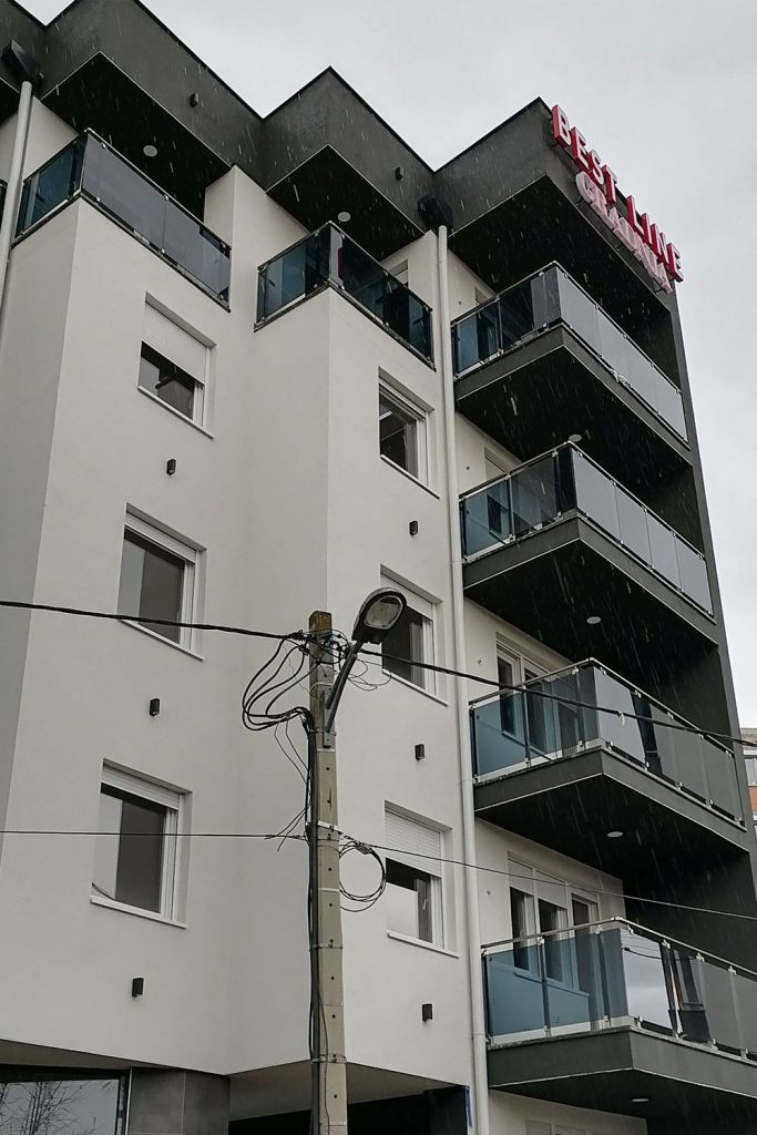 Best line gradnja, Novi Sad - Izrada svetlećih reklama